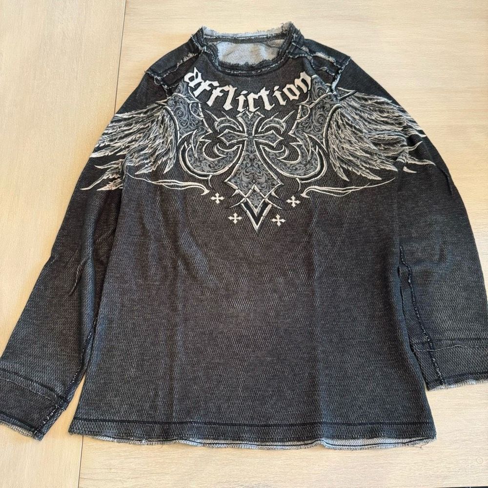 Rare Affliction Angel Wings Reversible Thermal Long S… - Gem